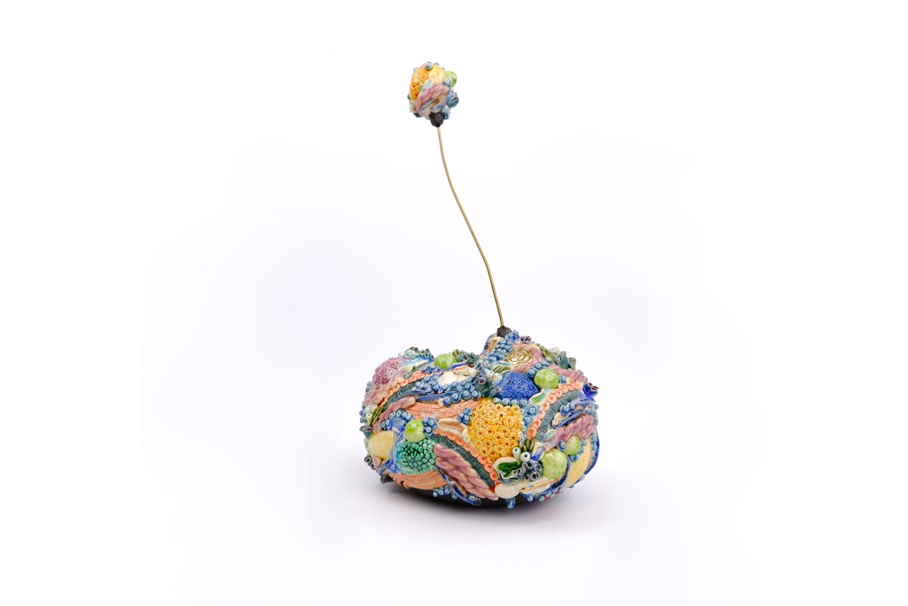 Stone with Flowing Honey by Ai Hanazuka | Eutectic Gallery