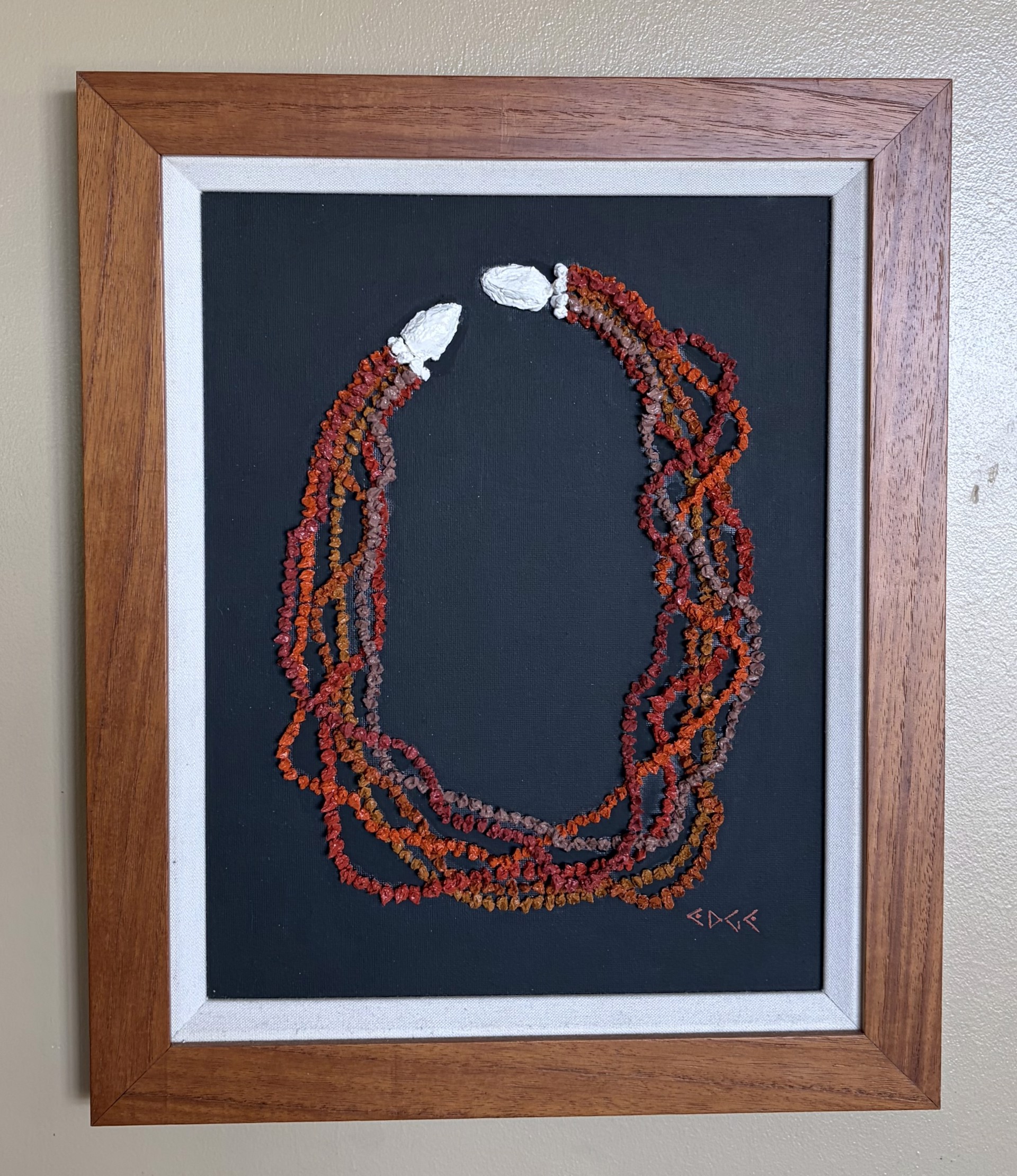 Ni'ihau Dark Shell Lei 2 by Richard Edge | Punahou School