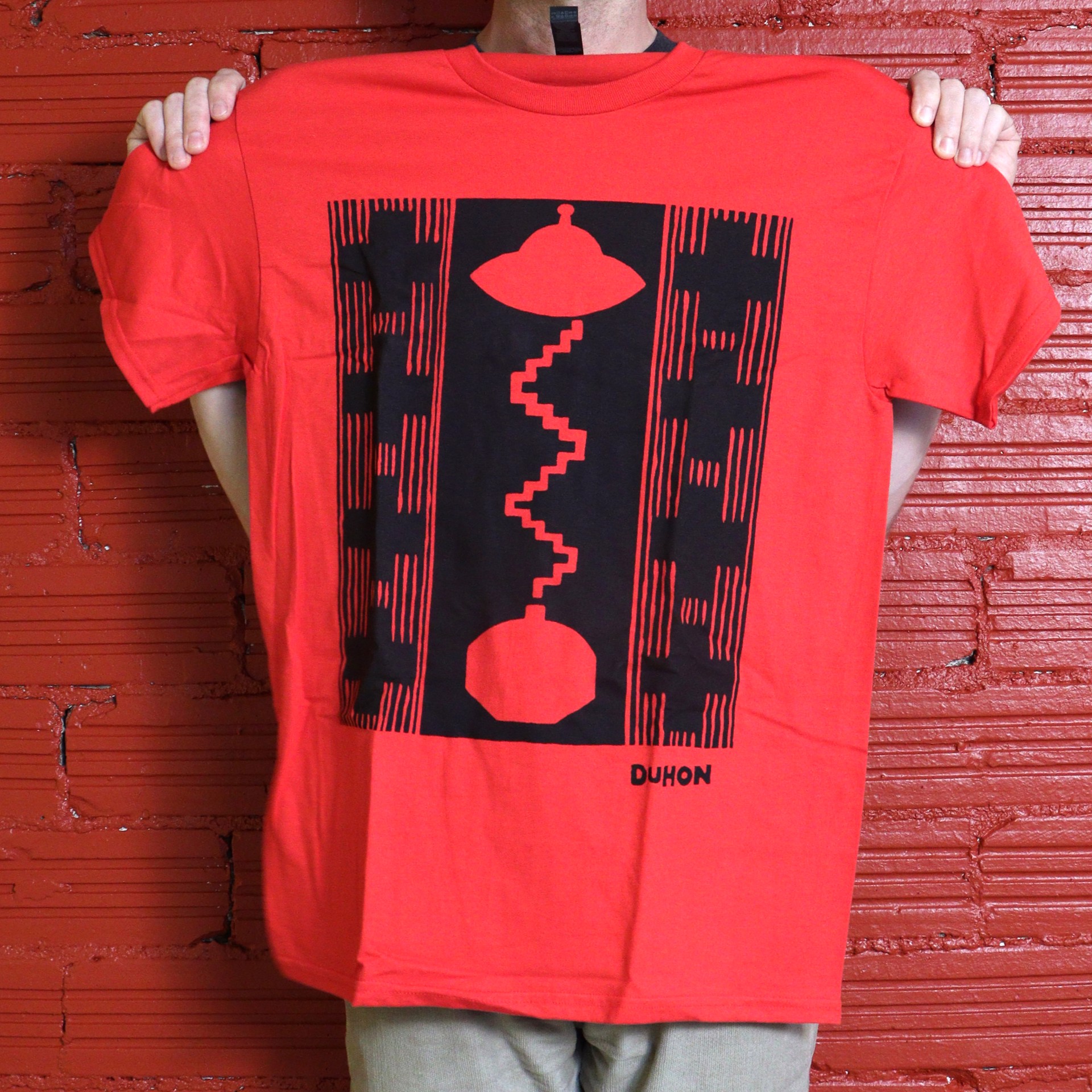 UFO + Hogan (Red, 2XL) by Duhon James | Hecho a Mano