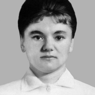 Elena Kirichenko | Paul Scott Gallery